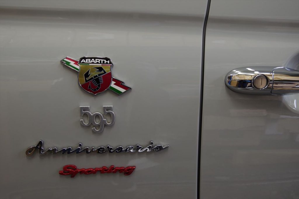 サソリ★ABARTHにメンテナンスコーティング │ アクセスエボリューション -Access-Evolution BLOG-